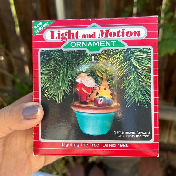 Hallmark | Holiday | Hallmark Keepsake Ornament Light And Motion Santa ...